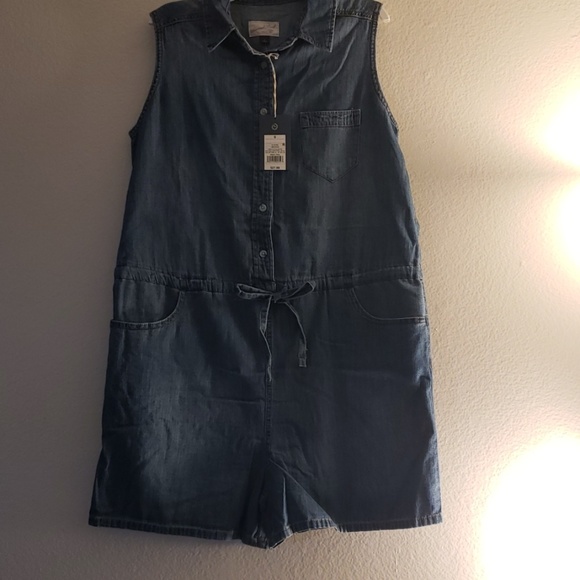 Universal Thread | Shorts | Romper Universal Thread Goods Co | Poshmark
